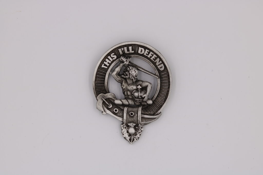MacFarlane Clan Crest Cap Badge - Grandfather Scottish